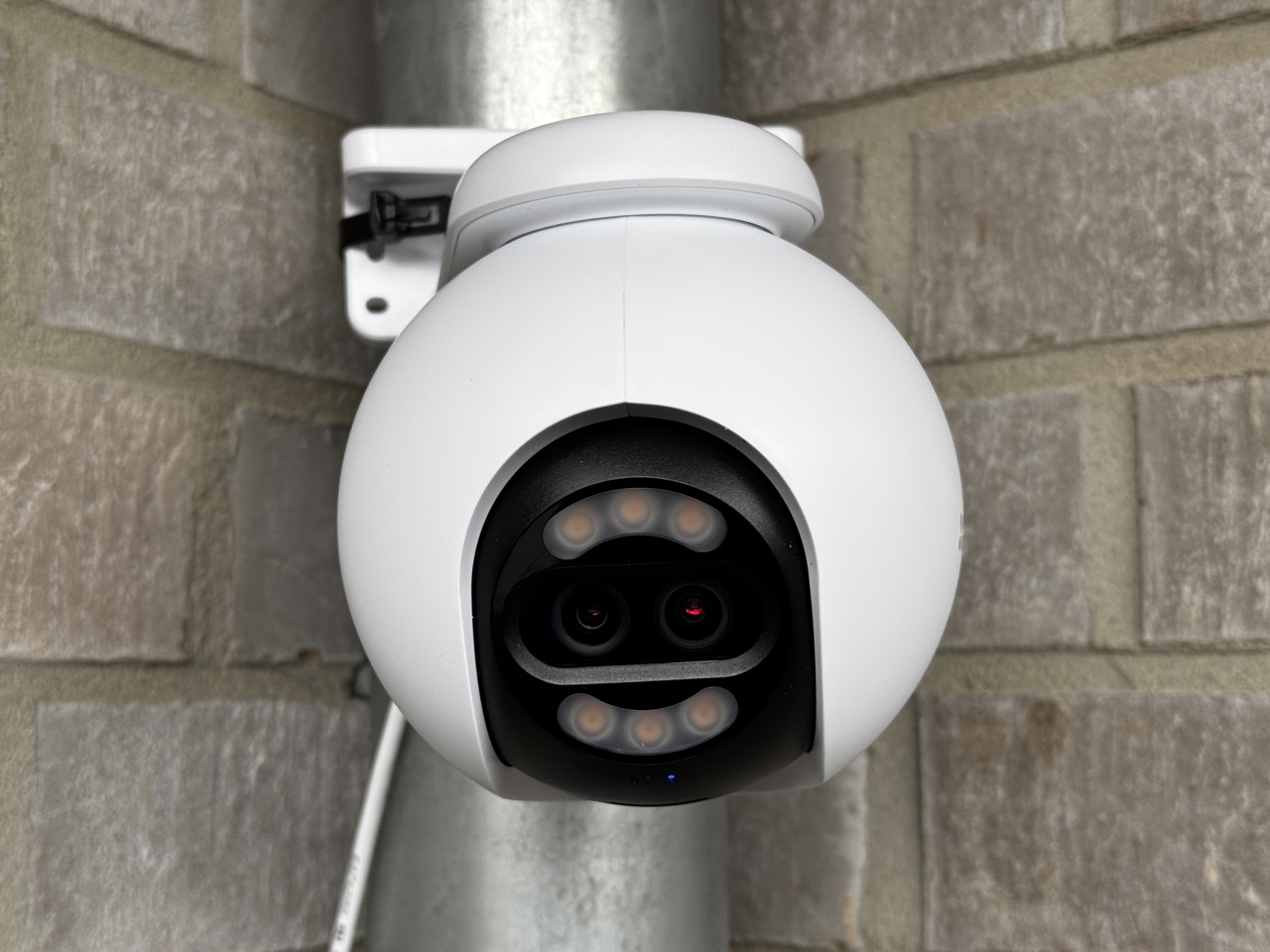 EZVIZ H80x Dual 4K Überwachungskamera im Test: Sicherheit mit Weitblick ...