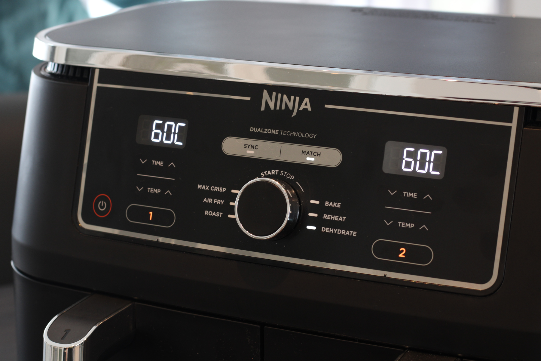 Ninja Foodi Max Dual Zone Heißluftfritteuse AF400EU im Test ...